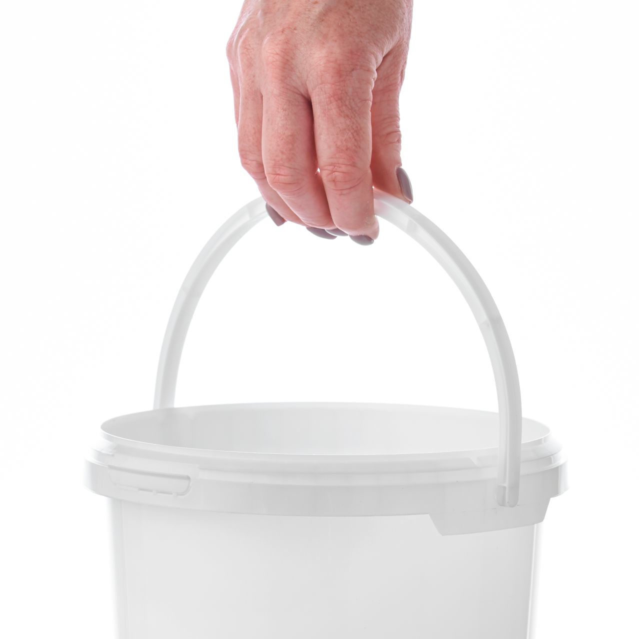 Household plastic buckets store