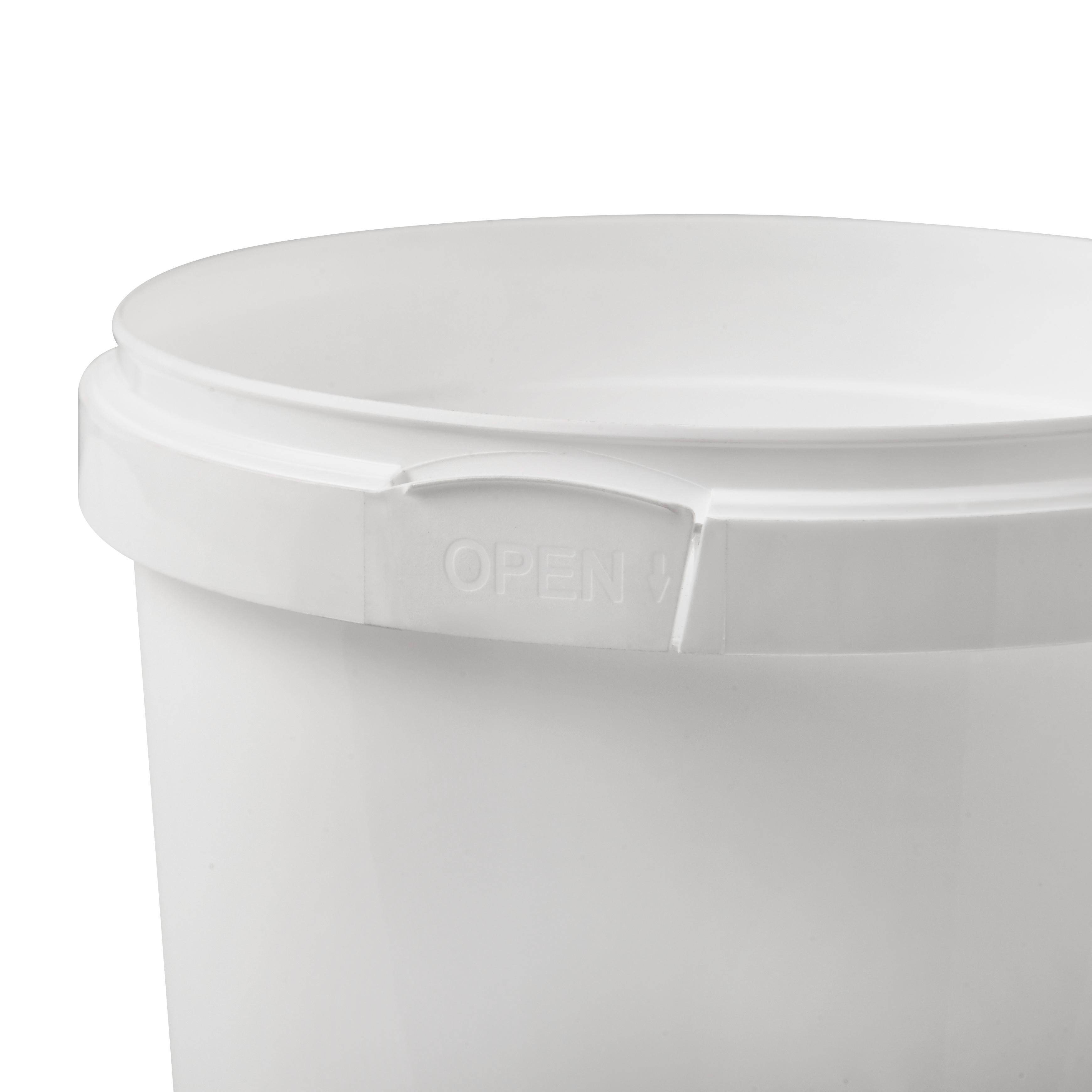 Industrial plastic tubs store